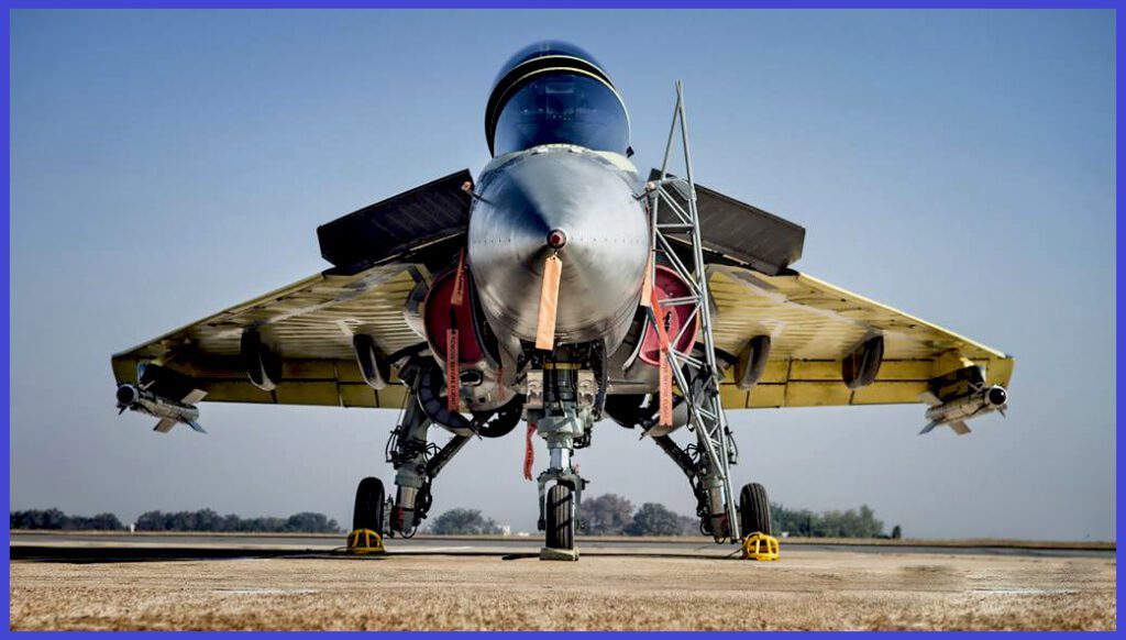 Discover The Best Details Of The LCA Tejas Fighter _ 2023