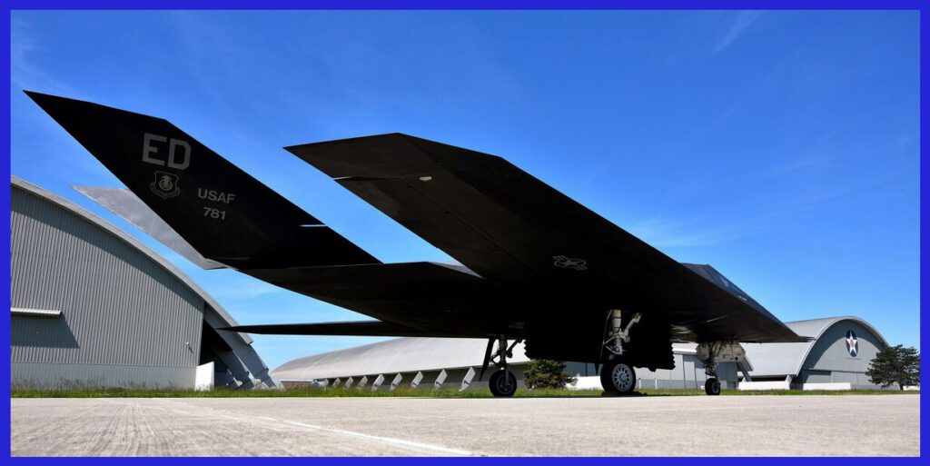 Let's Explore The F-117 Nighthawk Stealth Aircraft, Which Was Designed ...